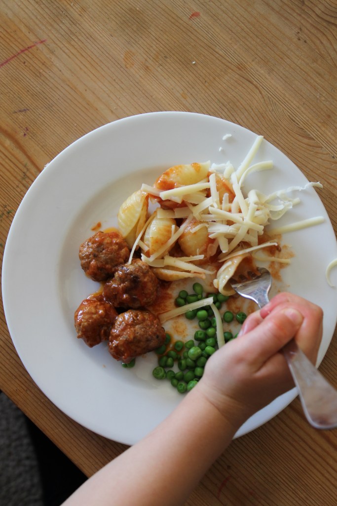 Cookbook Review : Cool Kids Cook & Meatballs recipe – Healthyfoodiebaby